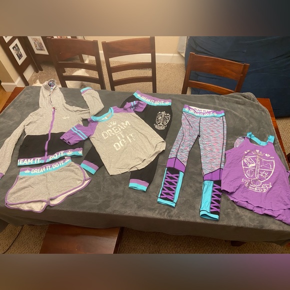 Disney | Matching Sets | Disney 6 Piece Work Out Set Dream It Do It ...